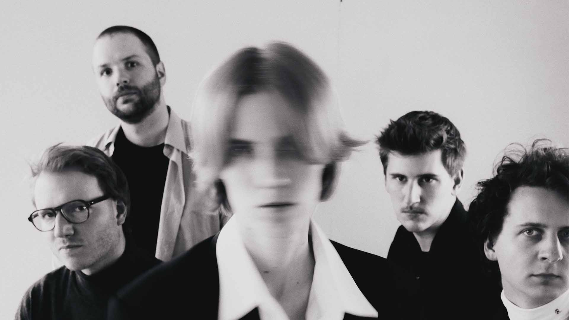 INTERVIEW - WHISPERING SONS - VisualMusic